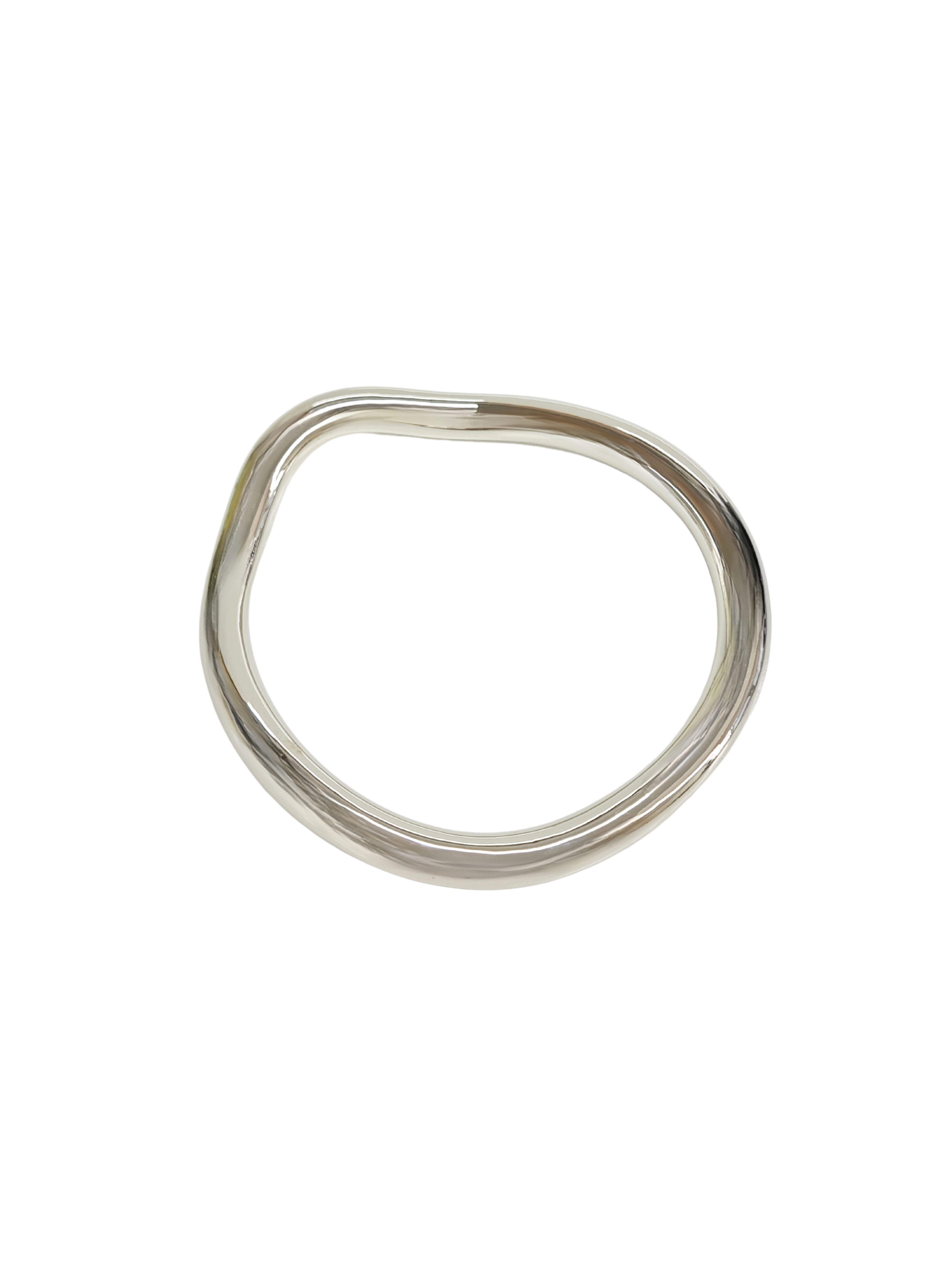 GOING WITH THE FLOW BANGLE Silver